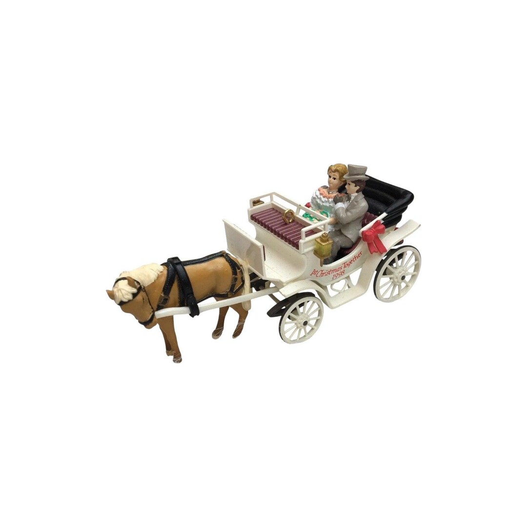 1998 Horse & Buggy Bridal Couple (first Christmas Together) VINTAGE ...