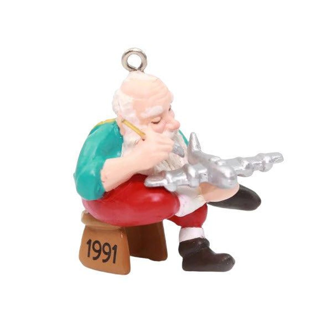 1991 Wee Toymaker toymaker Santa Hallmark Keepsake Christmas Tree ...