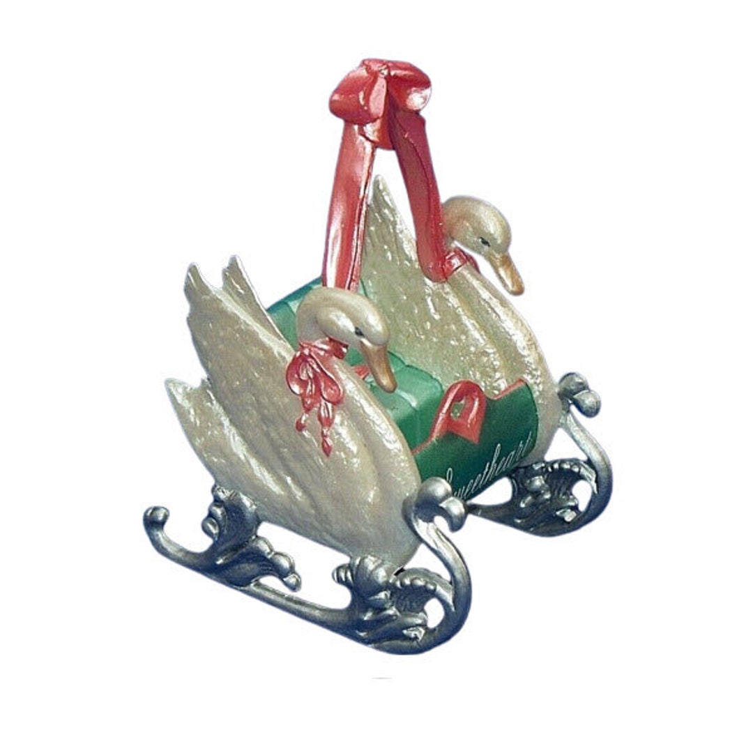 1988 Sweetheart (swan) Hallmark Keepsake Christmas Tree Ornament (QX490 ...