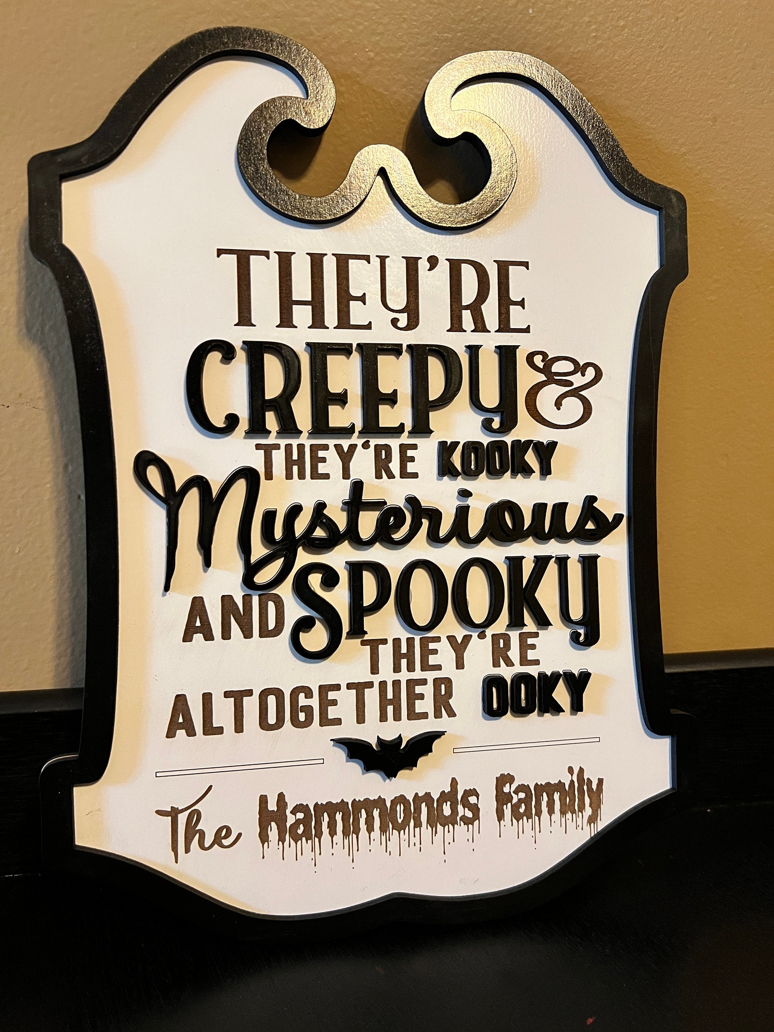 Halloween Personalized Family Sign - Etsy