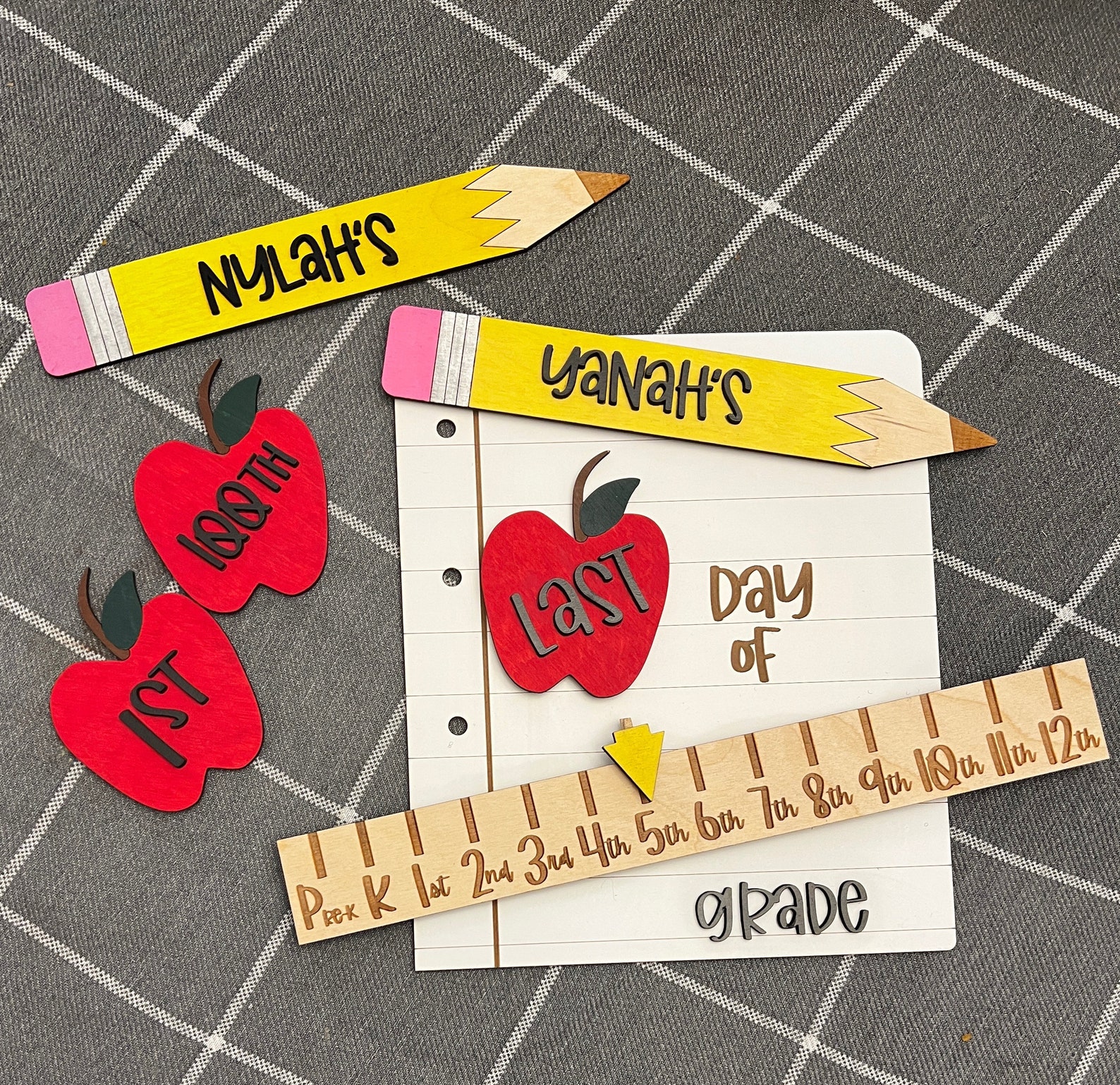 Personalized School Days Sign: Interchangeable First Day Photo Prop - Etsy