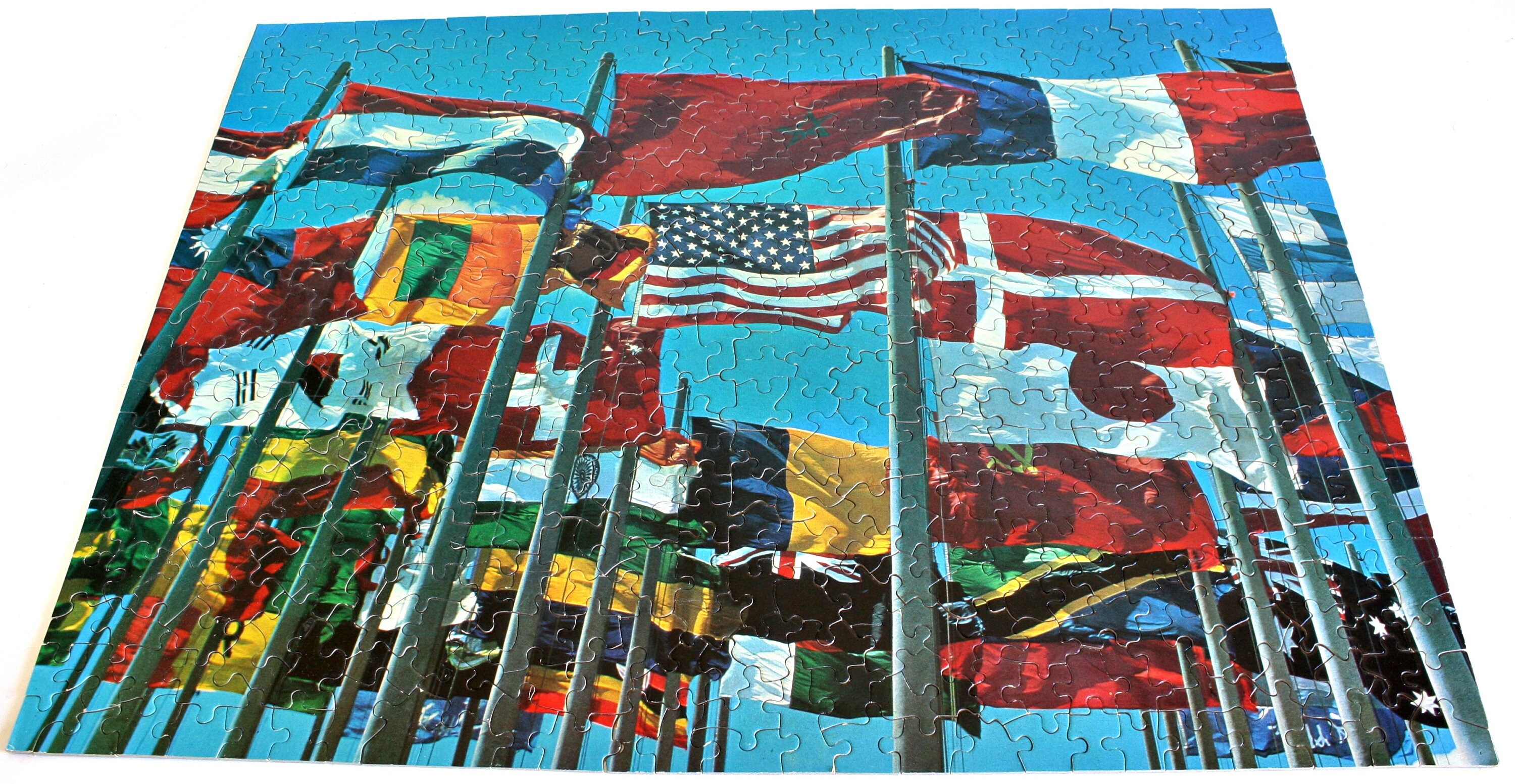 World Flag Puzzle, 500 Pieces, Eaton Treasure Collection flags of ...