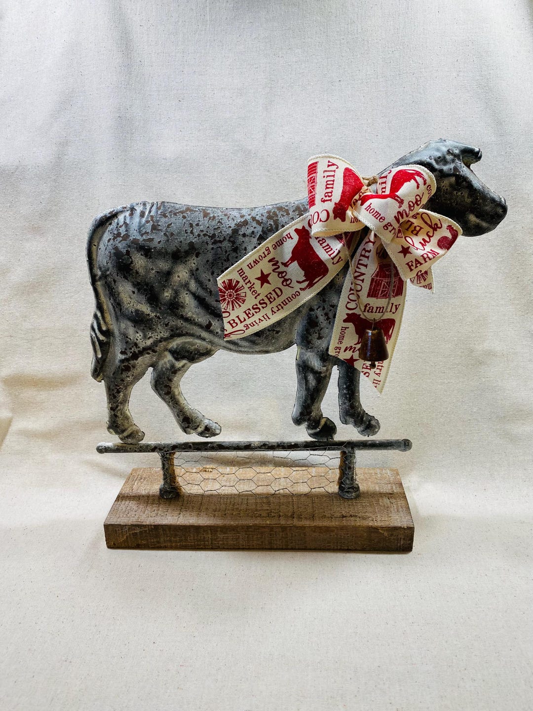 Beautiful Rusted Cow on Stand, Farmhouse Cow, Primitive Looking Cow ...