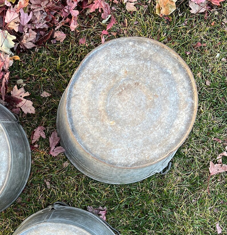 Vintage GALVANIZED PAIL BUCKET Wire Swing Handle 12 Rustic - Etsy