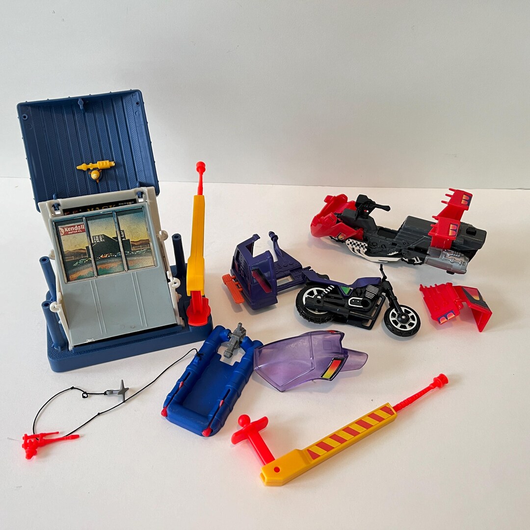 1987 MASK Accessories, Choice of the COLLECTOR Roadside Toll Booth ...