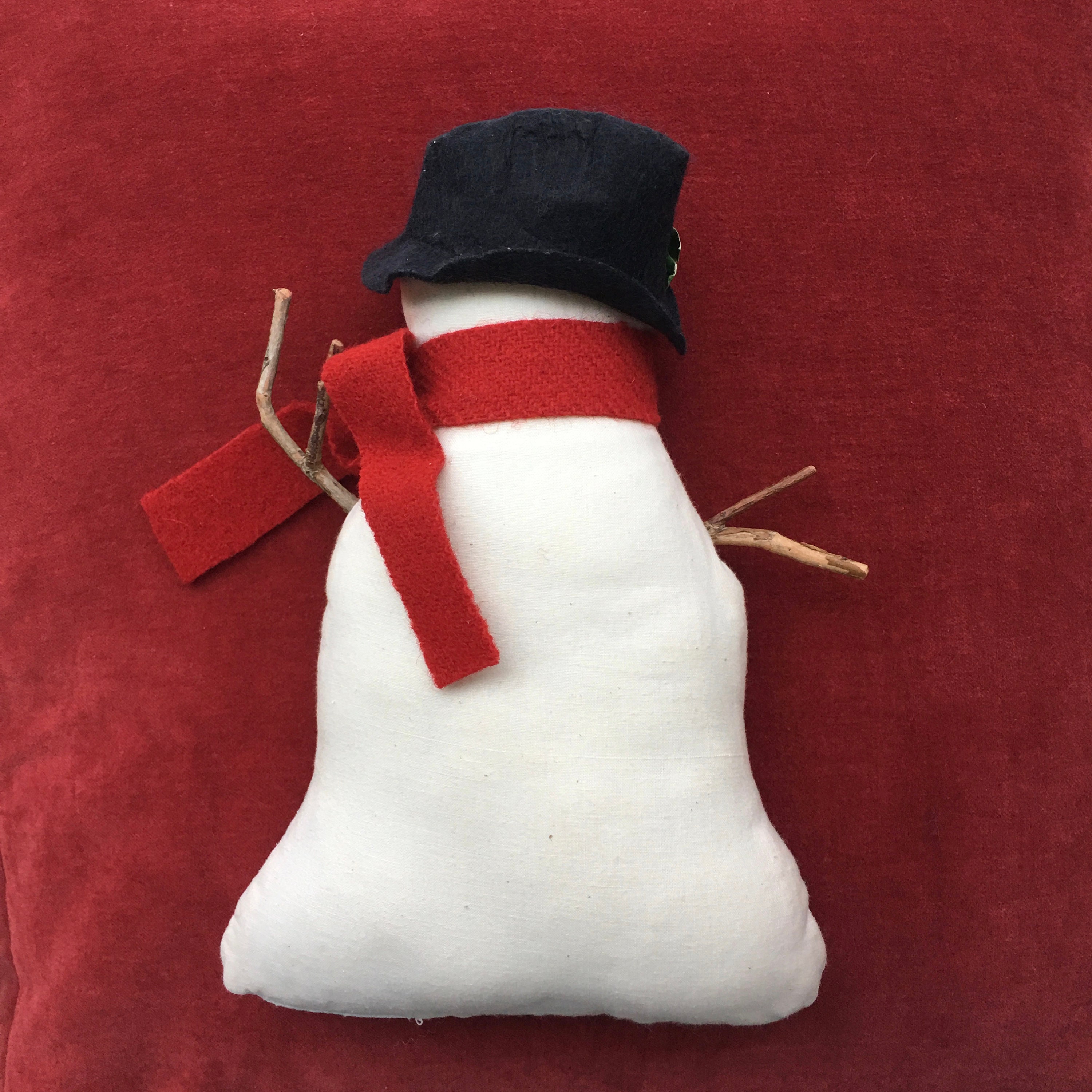 Vtg 9-1/2 STUFFED SNOWMAN Black Hat & Buttons Red | Etsy