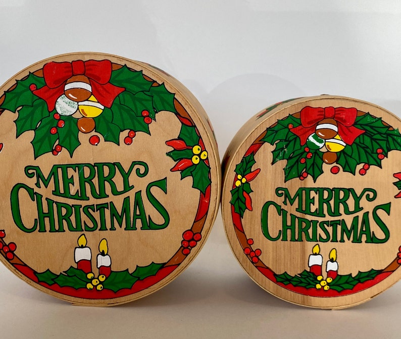 Vintage ROUND WOOD BOXES Set of 2 Merry Christmas Lidded - Etsy