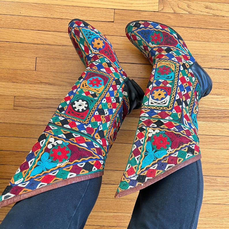 Vtg EMBROIDERED BOOTS Afghani Uzbek Boots Folk Art, Hard Sole & Low ...