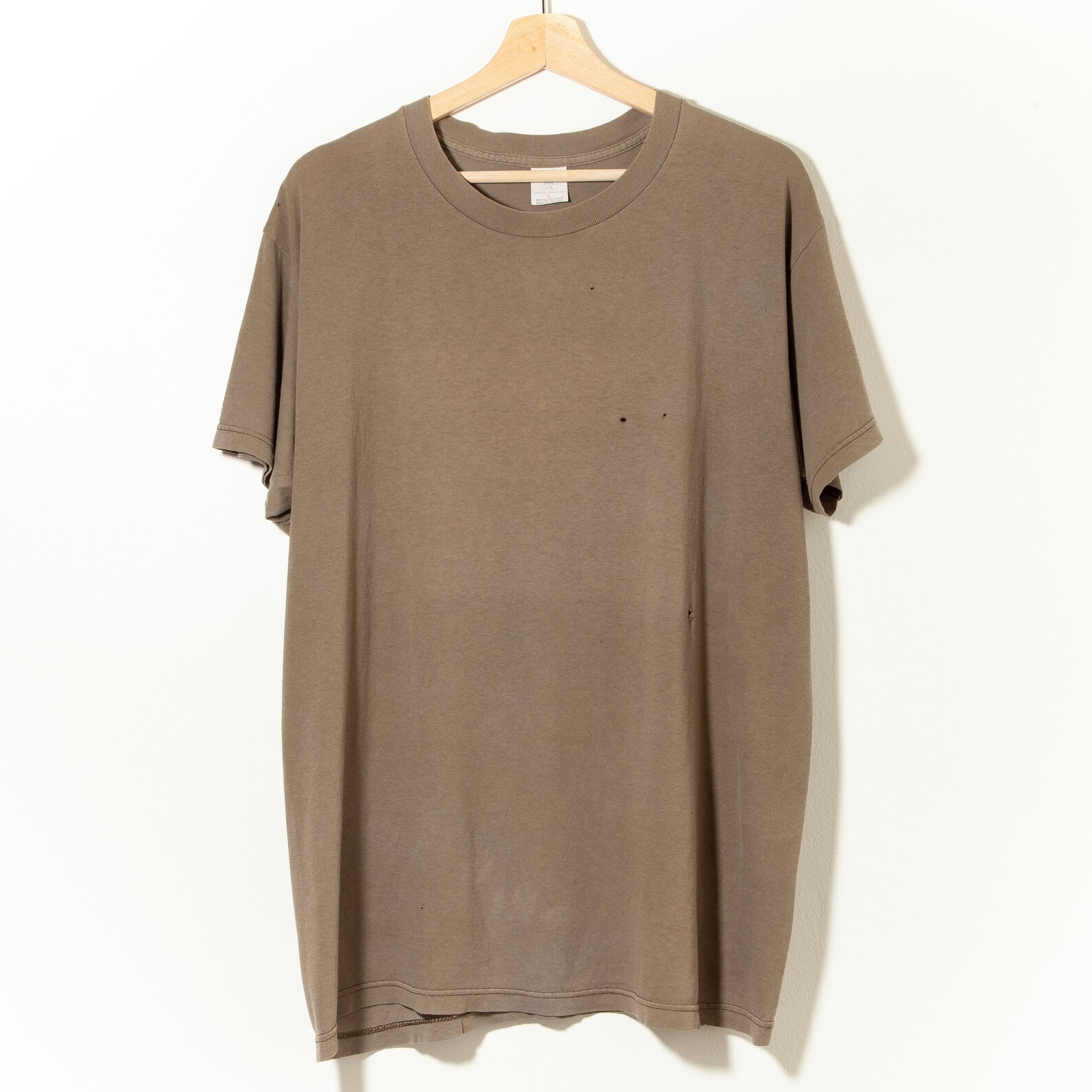 90s Vintage Distressed Beige Blank Military T-shirt Thrashed Sun Faded Tattered Worn to ...