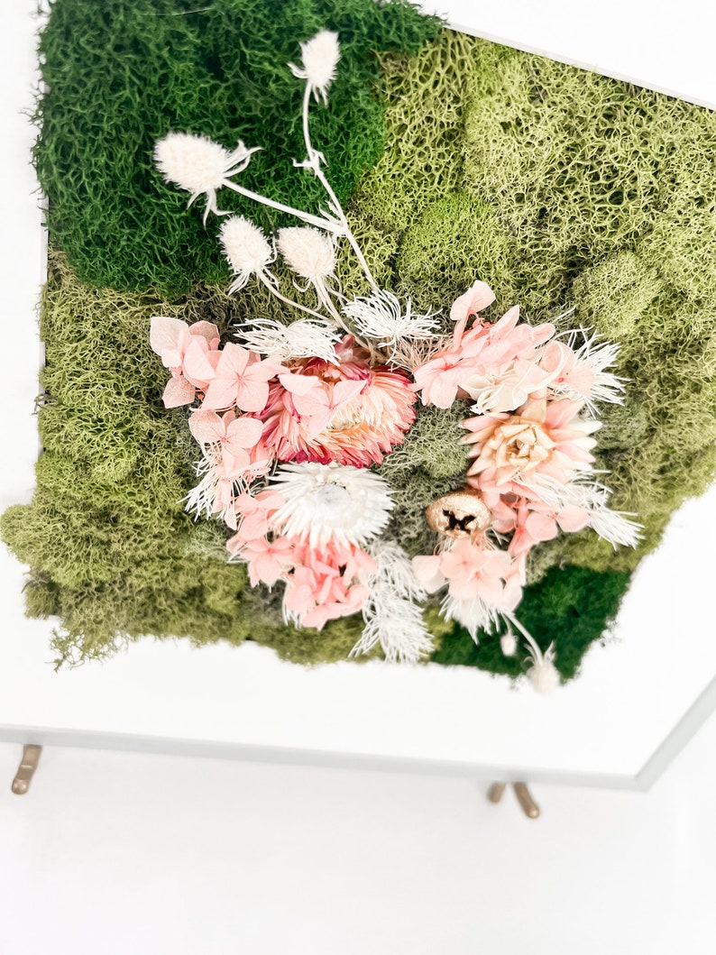 Moss Wall Art, Floral Moss Frame, Vertical Garden, Preserved Moss ...