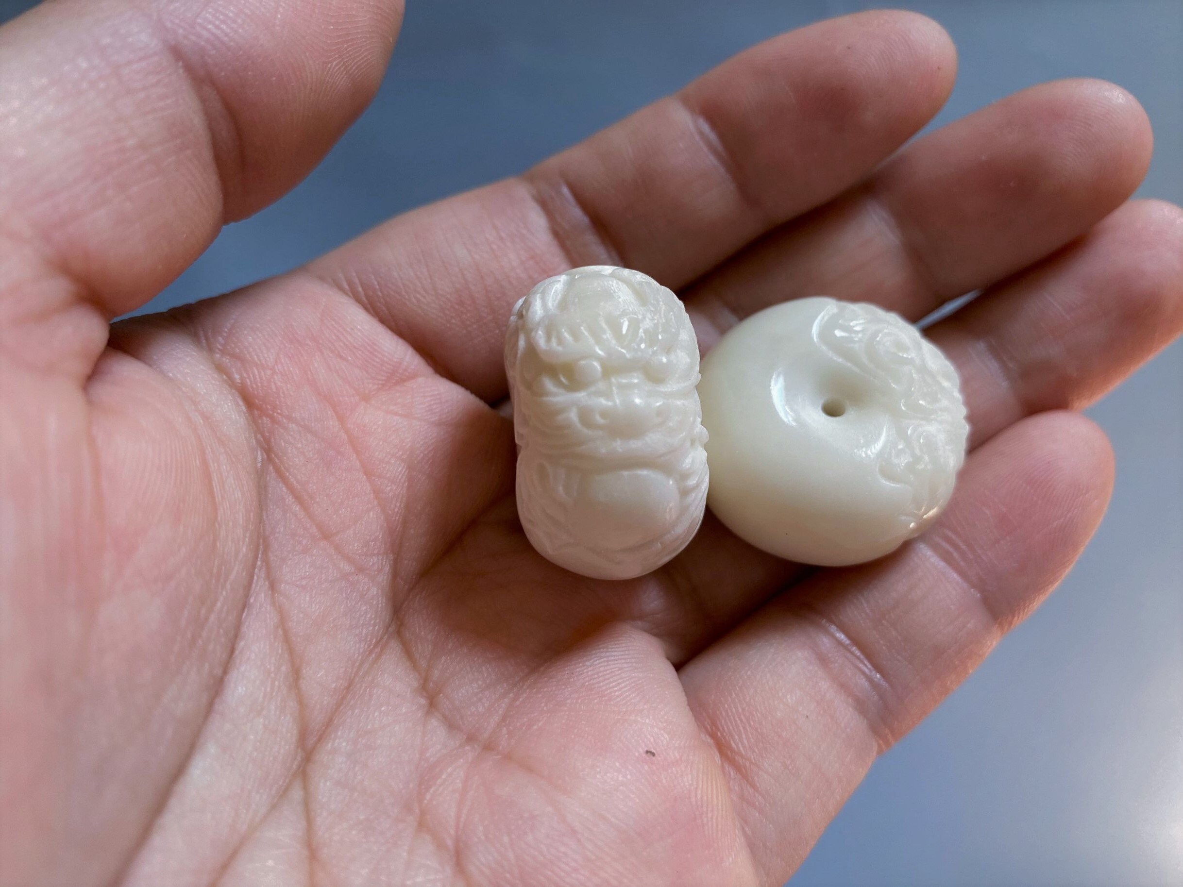 1 PC Natural Corozo Nuts Engraved Dragon Head Donut Pendant - Etsy