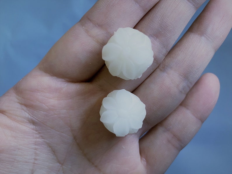 2 Natural Bodhi Root Flower Beads: Mala Making Supplies (14-16mm) - Etsy