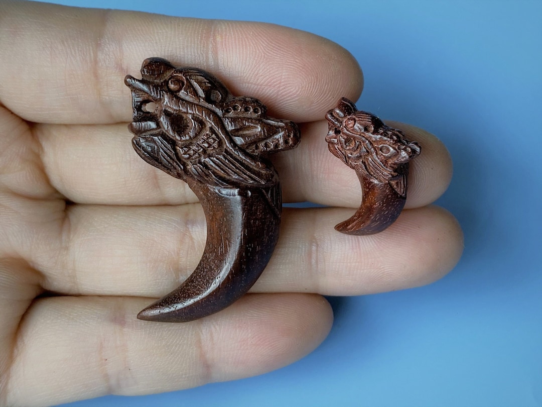 Sandalwood Wolf Tooth Charm: Red Wood Prayer Pendant (22*19 Mm/42*24 Mm ...