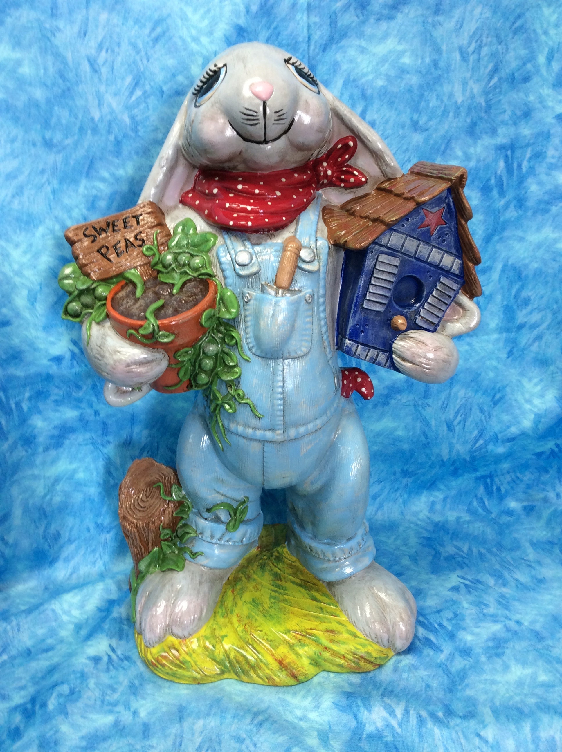 Garden rabbit, garden art, rabbit statue, statue, rabbit jeans, rabbit ...