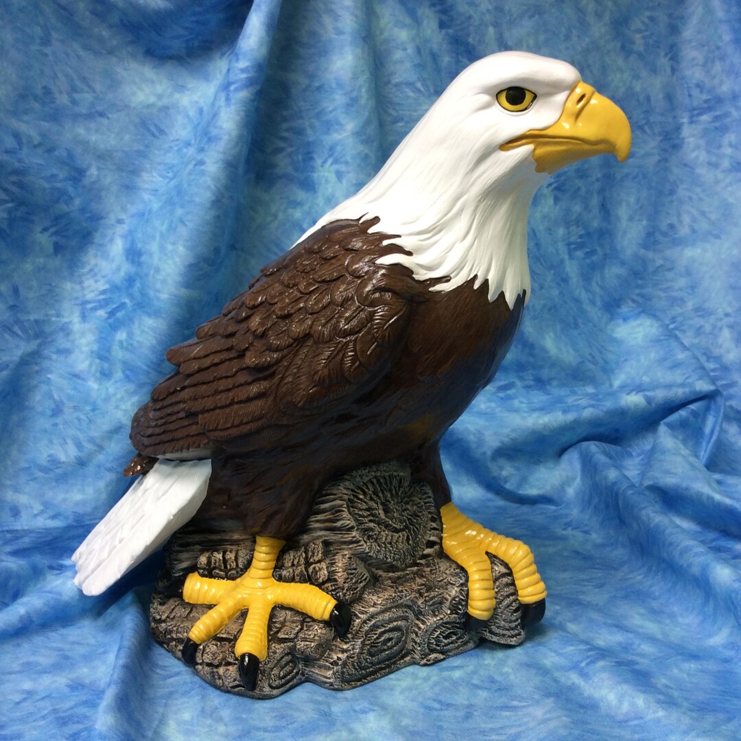 Eagle, Eagle Statue, America, Yard Art, Garden Art, USA Representation ...