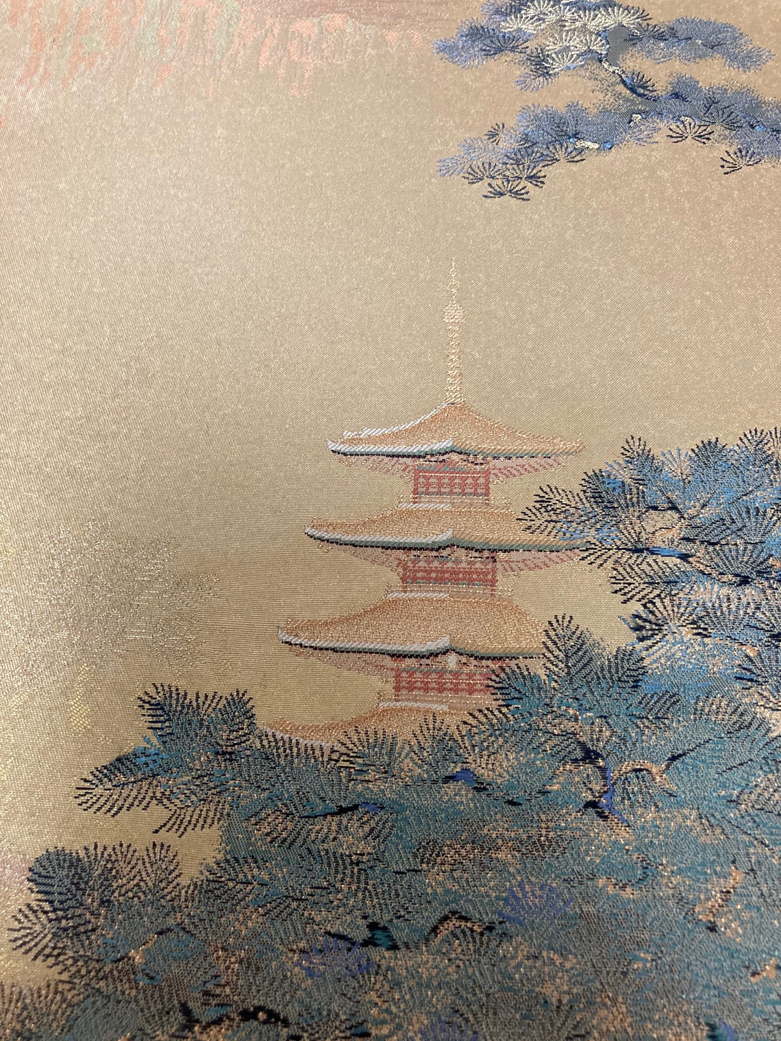 Gorgeous Golden Silk Fukuro Obi Decor, Nature’s / Kyoto Pagoda Temple ...