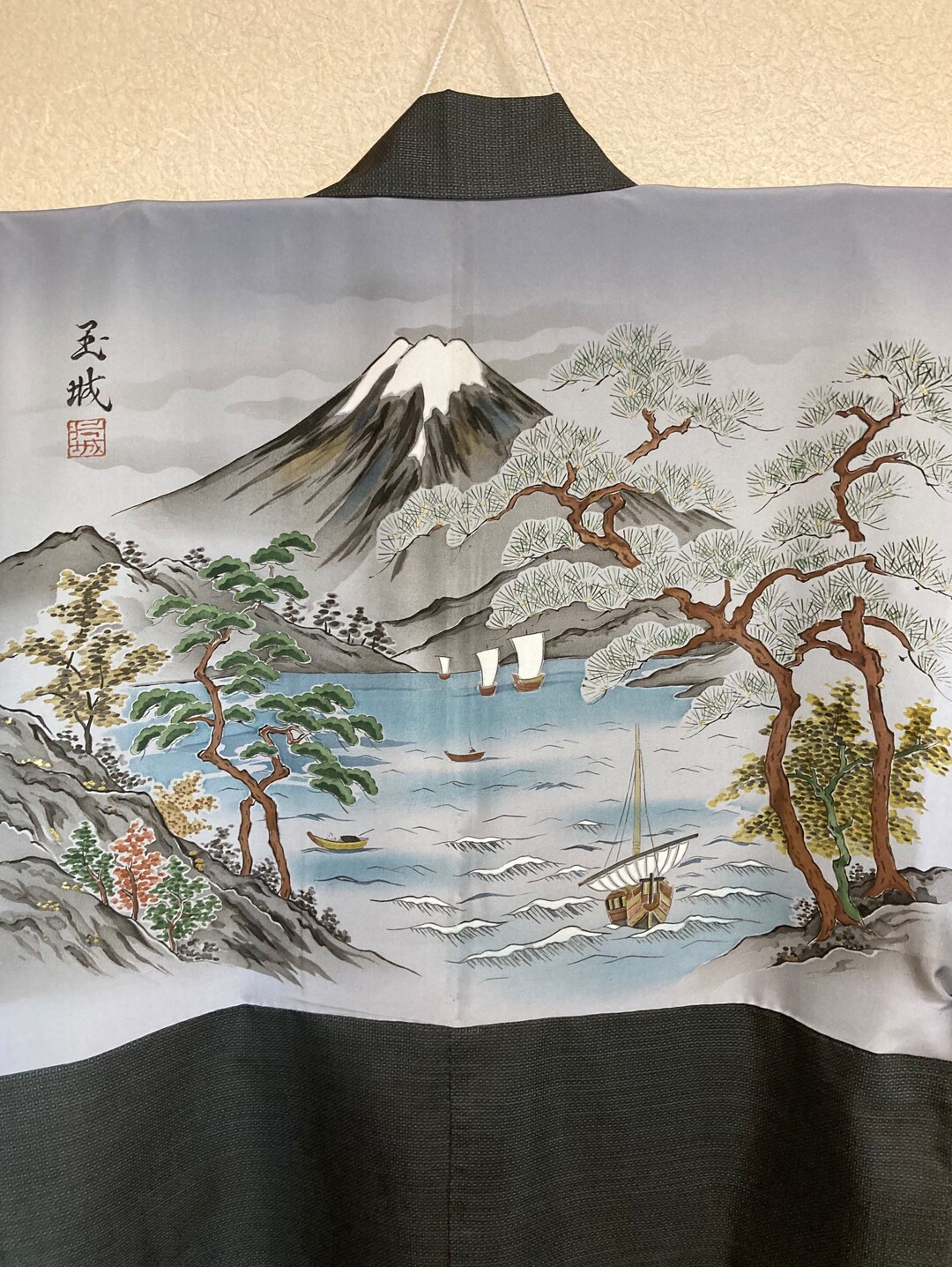 Gorgeous Men Grey Pure Silk Kimono Haori Jacket, Hand Paintings, Nature ...