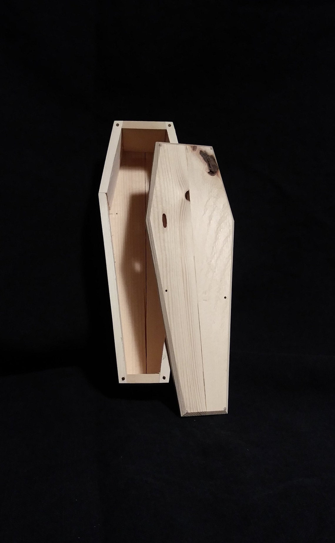 Toe Pincher Coffin Without Cross - View Additional Pictures for Colors ...