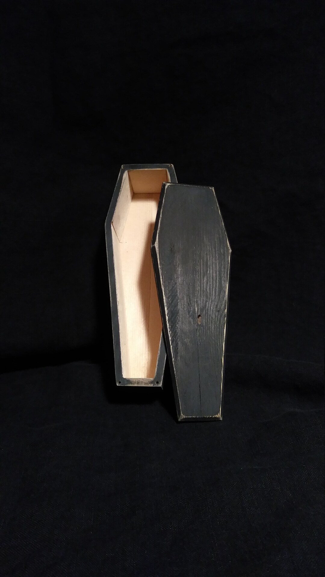 Toe Pincher Coffin Without Cross - View Additional Pictures for Colors ...
