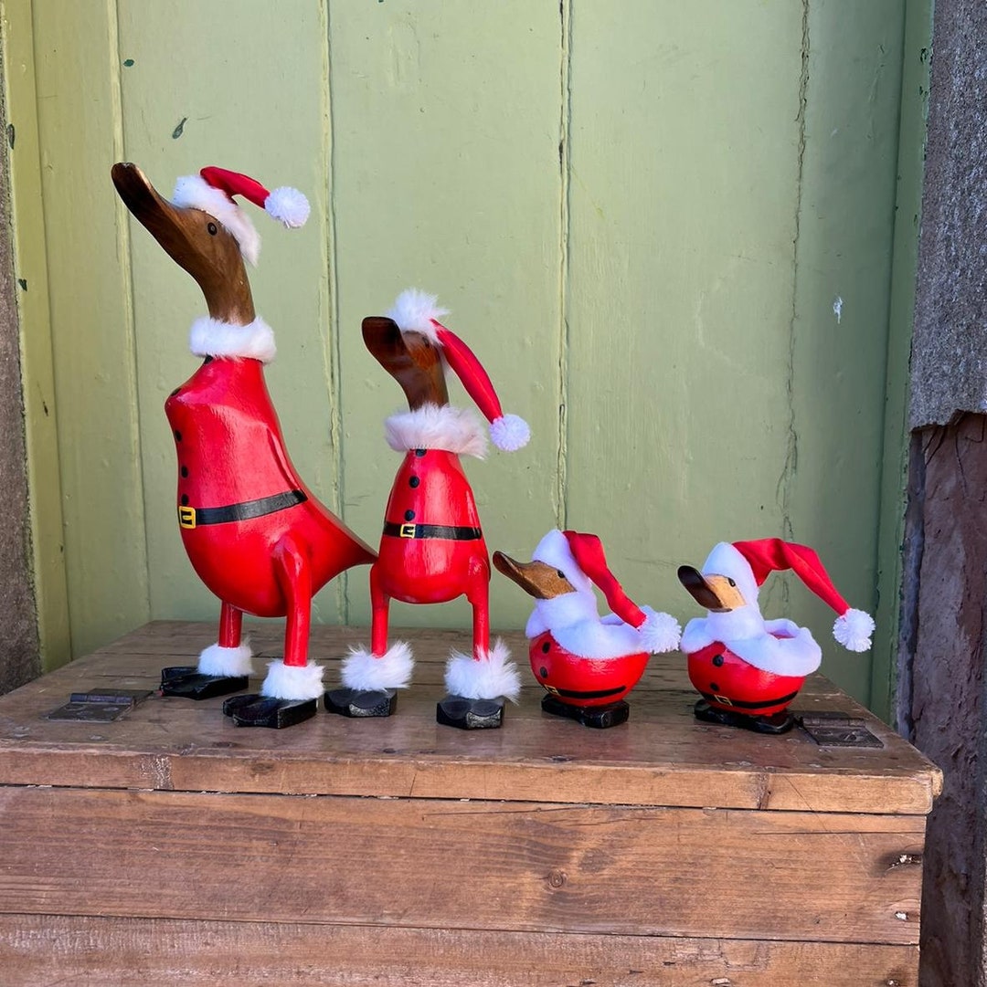 Cute Individually Painted Family of Santa Ducks Made From Bamboo Roots ...
