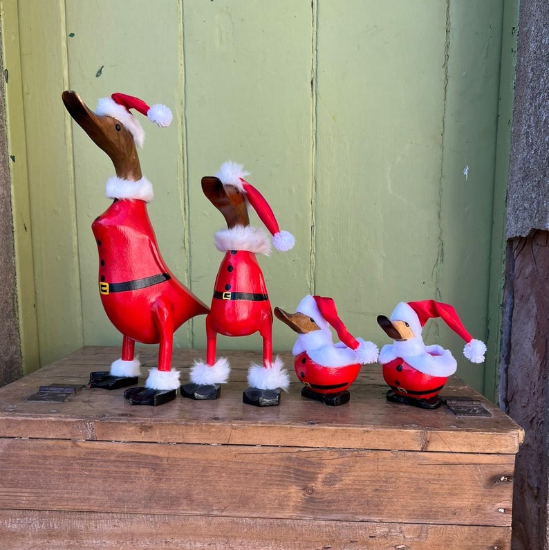 Cute Individually Painted Family of Santa Ducks Made From Bamboo Roots ...