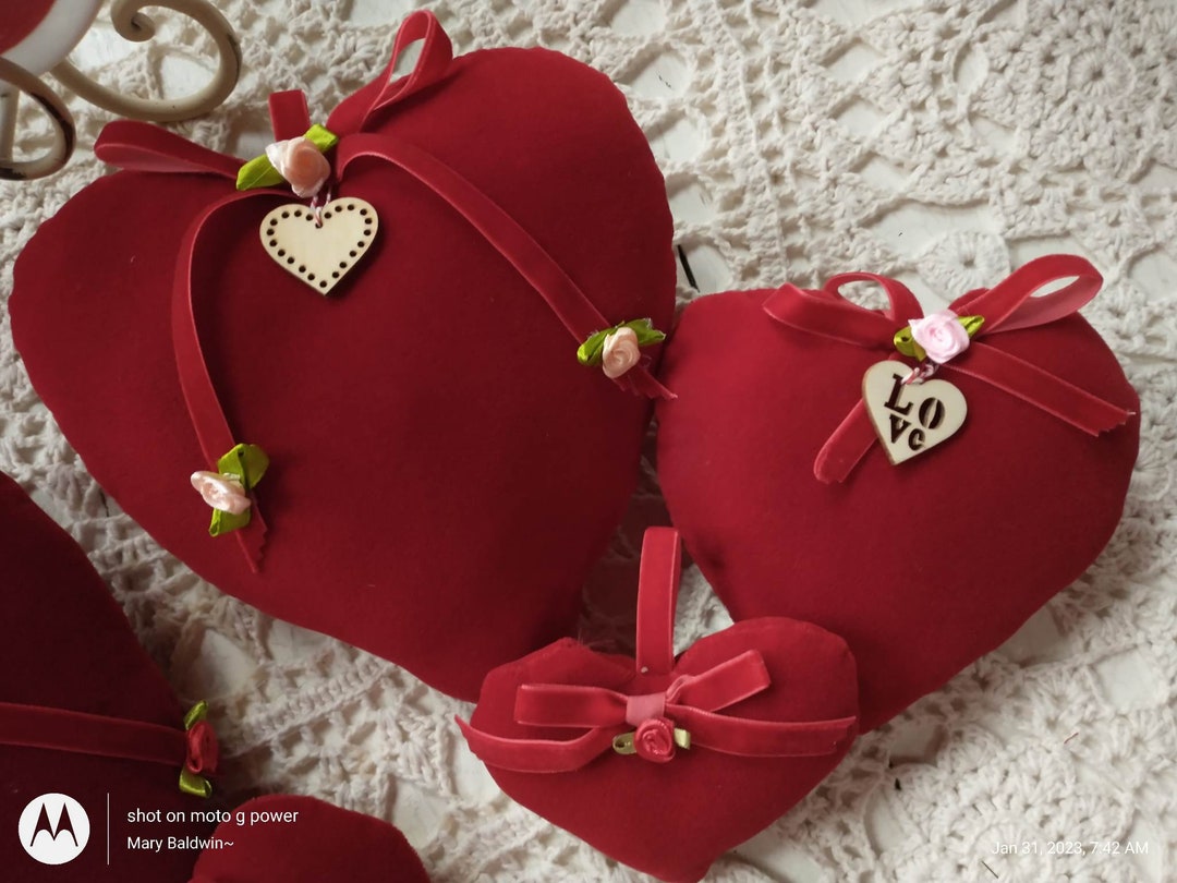 Shabby Chic Red Velvet Hearts Set of 3 Lg, Md, Sm With Ribbon Roses and Wood Heart Tie-ons - Etsy