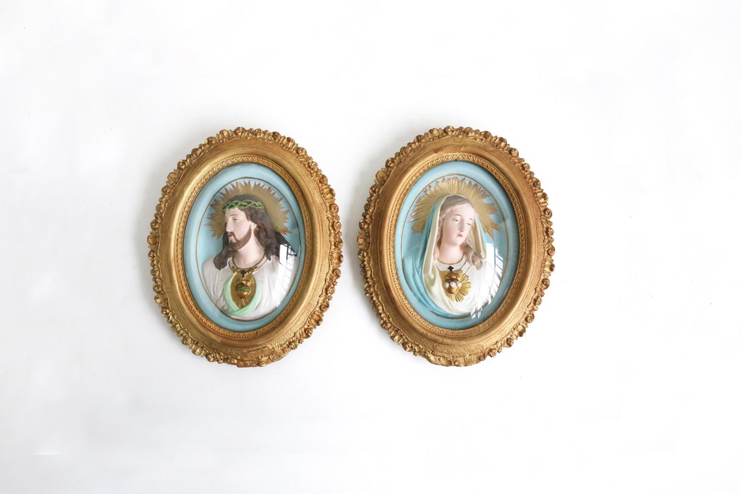 Couple Antique French Victorian Religious Jesus Christ and Virgin Mary Secret Heart Plaques Oval ...