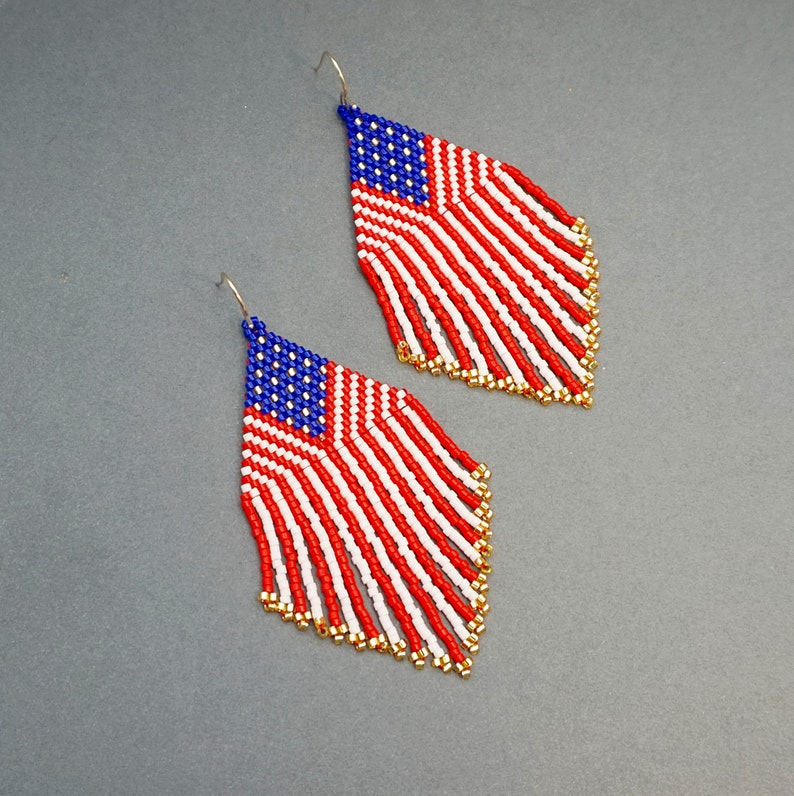 Fringe Bead Earrings Pattern American Flag Beaded Craft Red and Blue ...