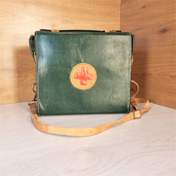 Vintage Medical Bags at Noah Anivitti blog