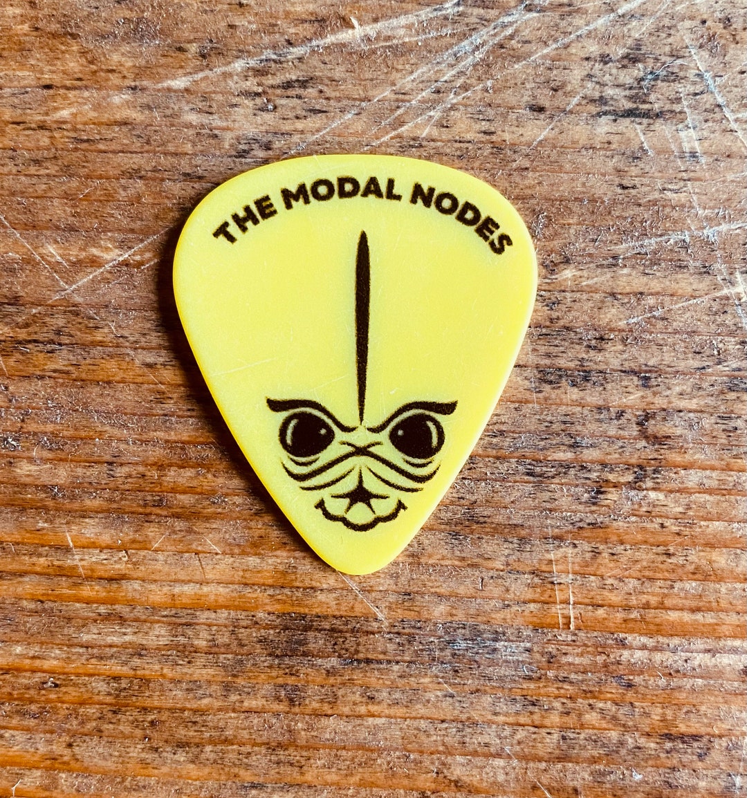 Star Wars Figrin D'an and the Modal Nodes Instrument Pick - Etsy