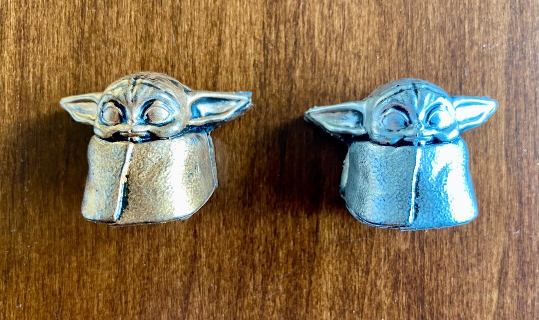 Star War Mandalorian Grogu Magnet - Bronze or Silver - Etsy