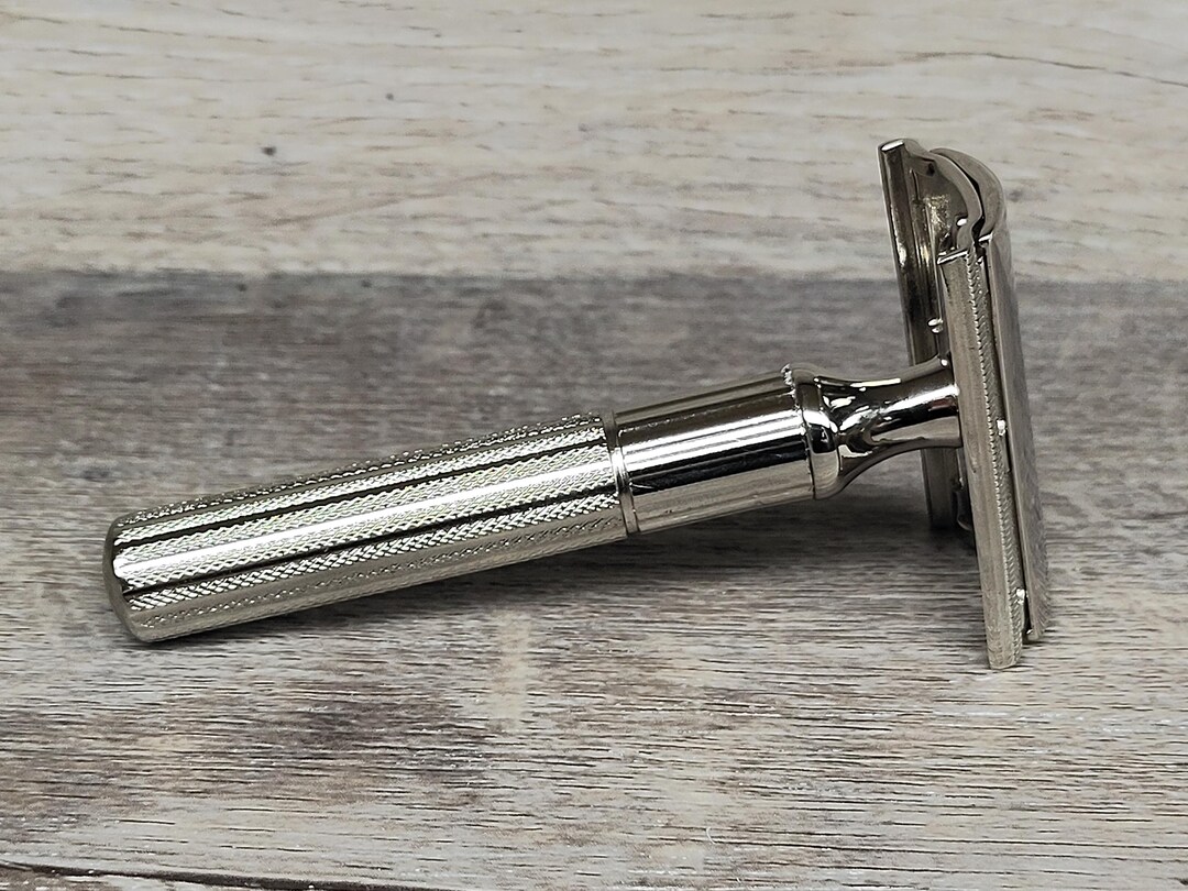 Gillette Post War Fat Handle Tech Vintage Safety Razor Replated Mirror ...