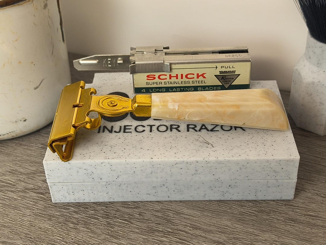 Schick Injector E NOS Safety Razor - Original Plating: New Travel Case ...