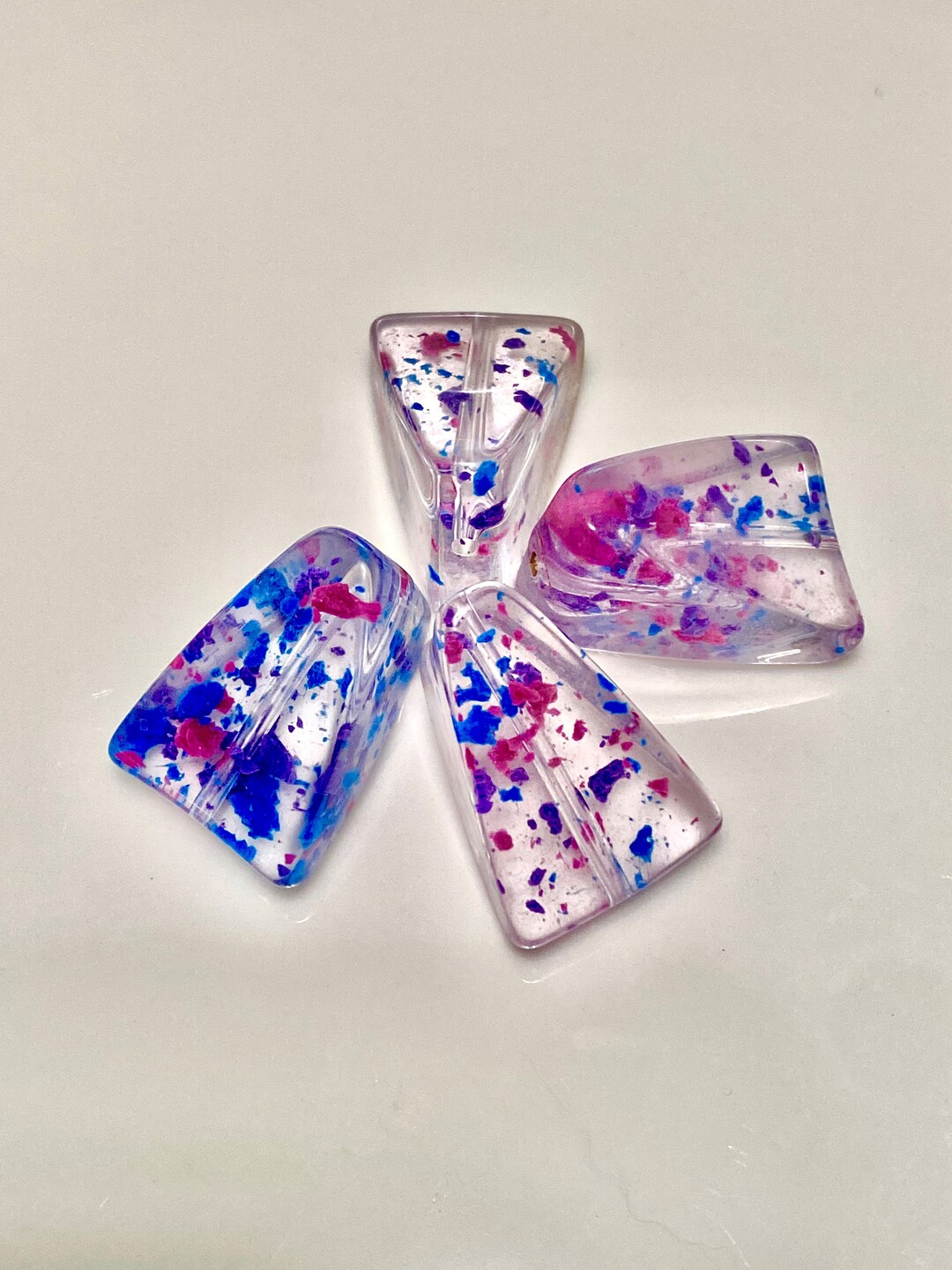 Vintage Clear Lucite Beads With Blue and Pink Specks, Multi Color ...