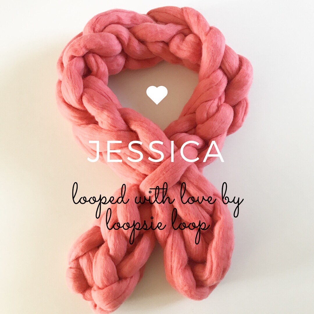 Chunky knit Cosy Jessica Scarf short / Suntuous Merino wool treats for ...