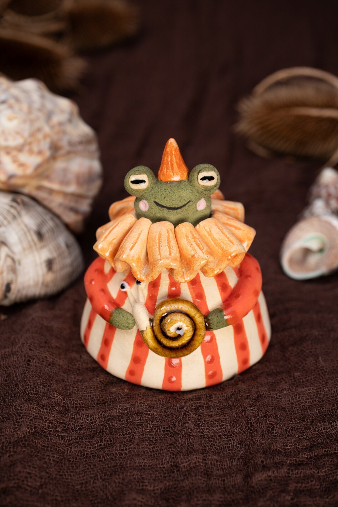 Circus Frog With Snail Companion - Fully Sculpted and Hand-painted ...