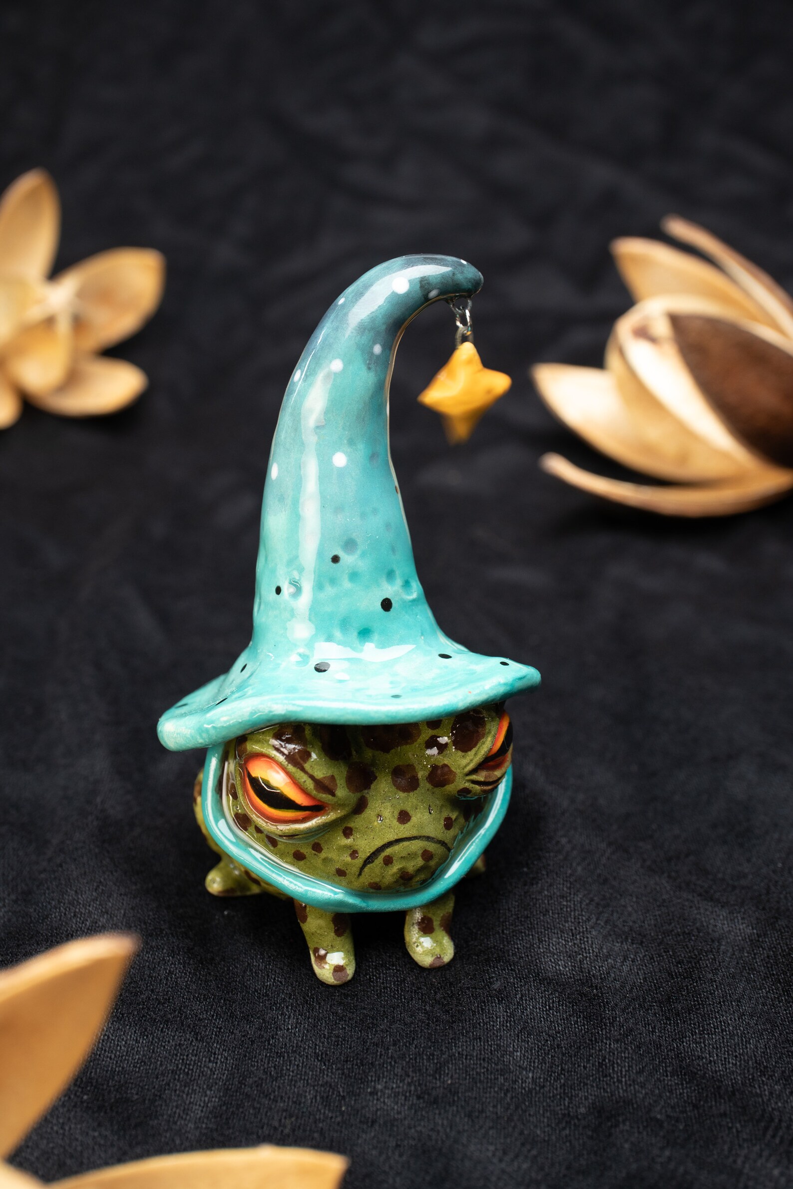 Ceramic Little Wizards Frog With Star - Fully Sculpted and Hand-painted ...