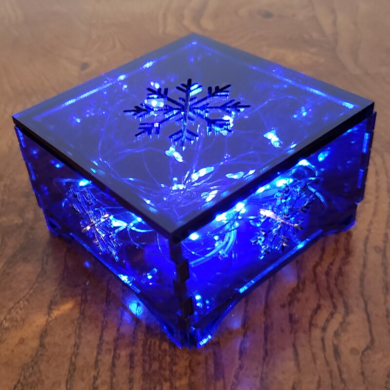 Snowflake Gift Box - 60+ Gift Ideas for 2025