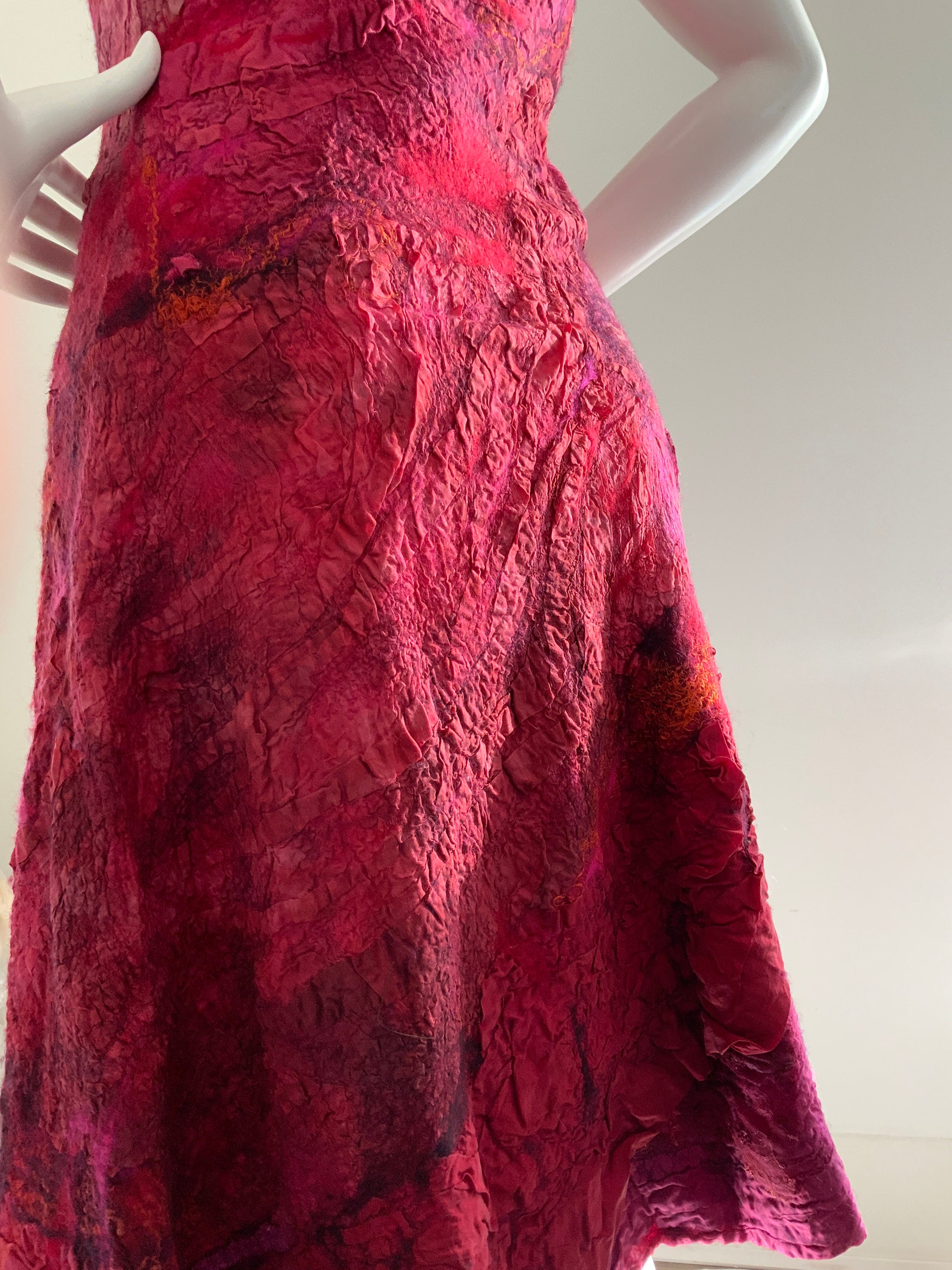Nuno Felt Dress symphony of Red - Etsy