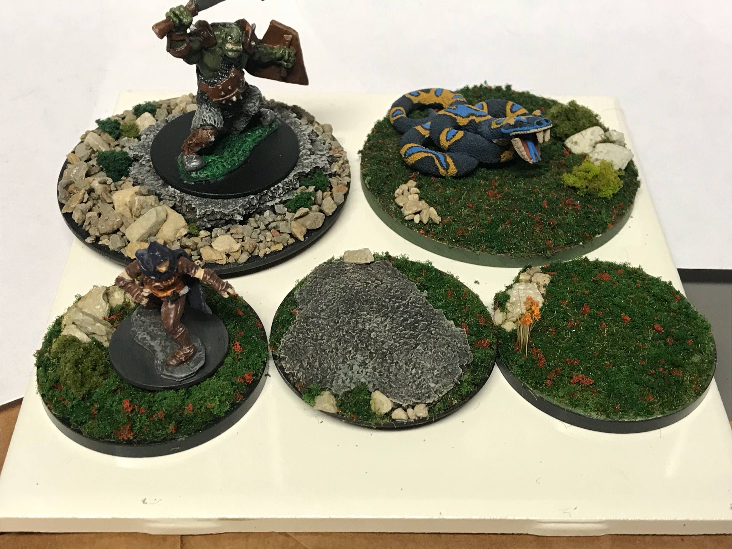 Custom: RPG Miniature Display Bases Dungeons and Dragons - Etsy