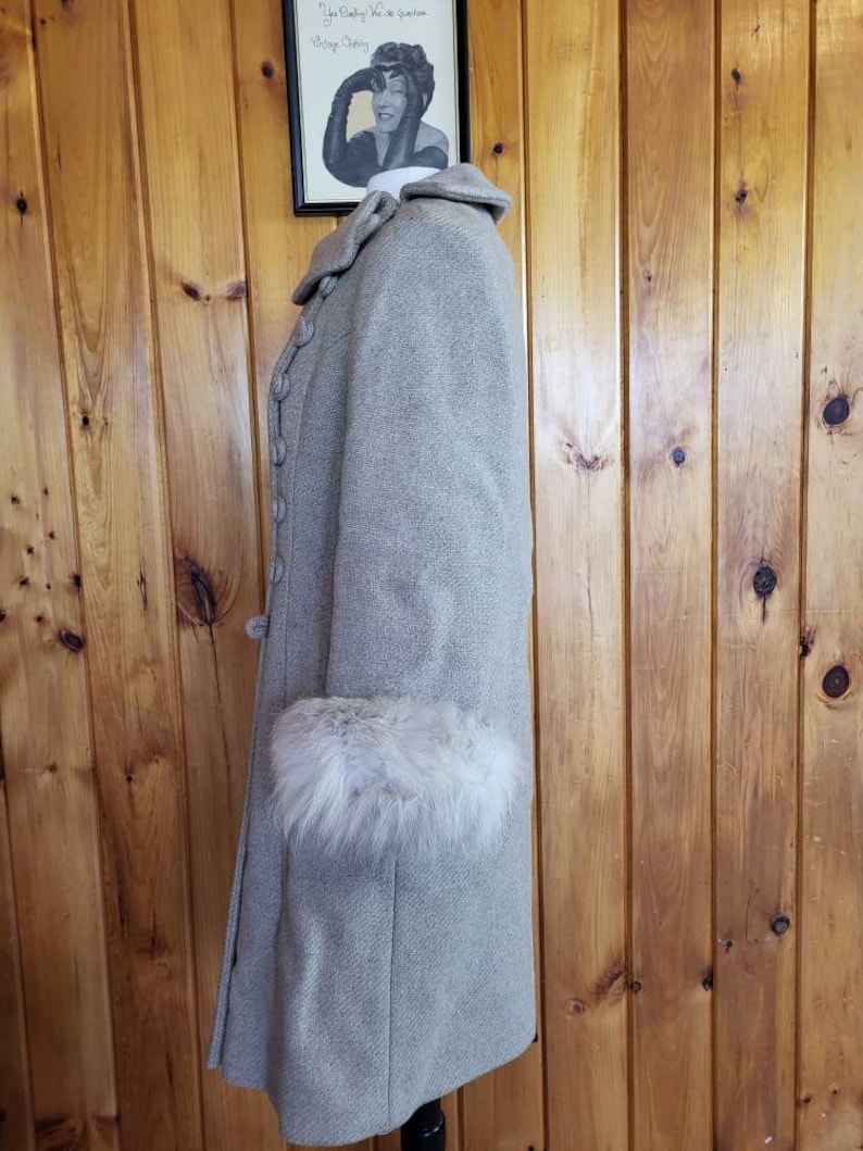 Vintage 60s Wool Coat With Side Button and Large Collar Union Made Tags ...