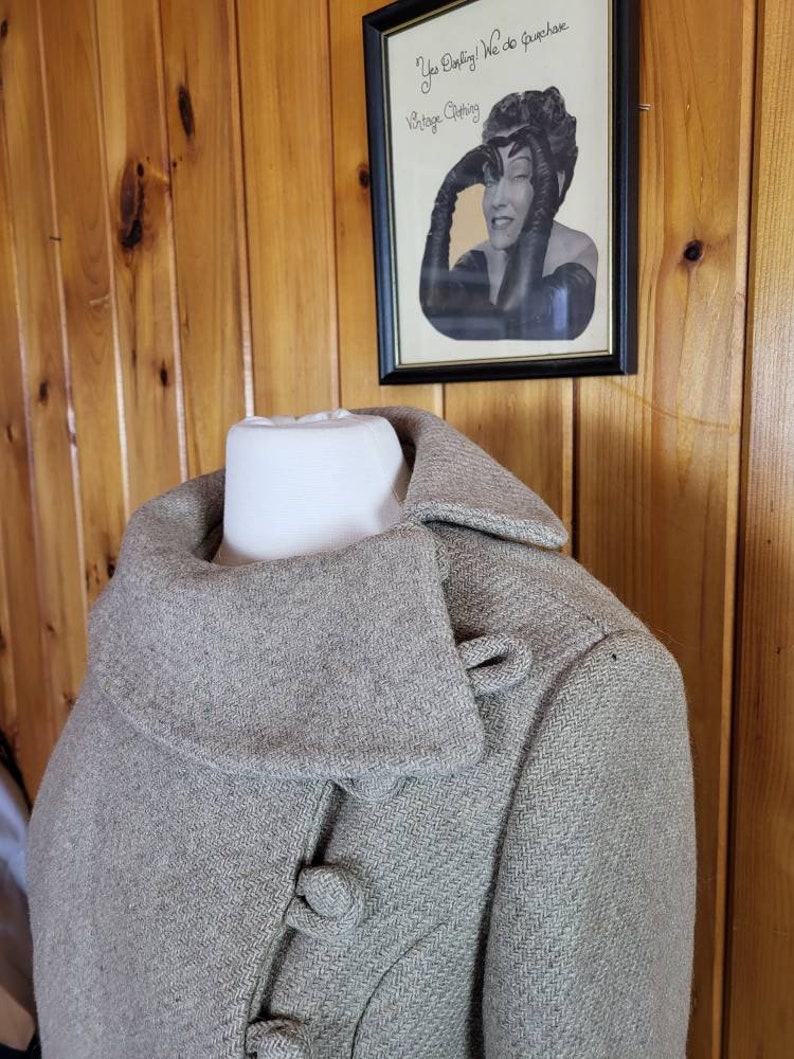 Vintage 60s Wool Coat With Side Button and Large Collar Union Made Tags ...