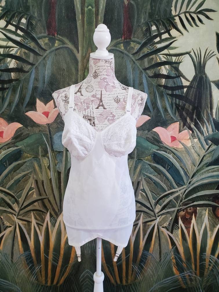 Vintage Montgomery Ward Full Body Shaper 4 Garters Size 42 B - Etsy