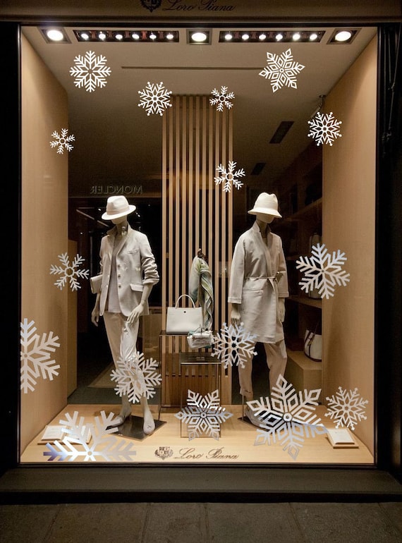 Winter Window Displays For Retailers