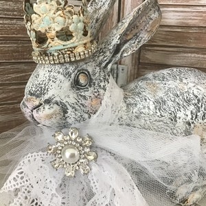 French Nordic Decor Crowned Rabbit Statues Le Lapin Distressed Rabbit ...