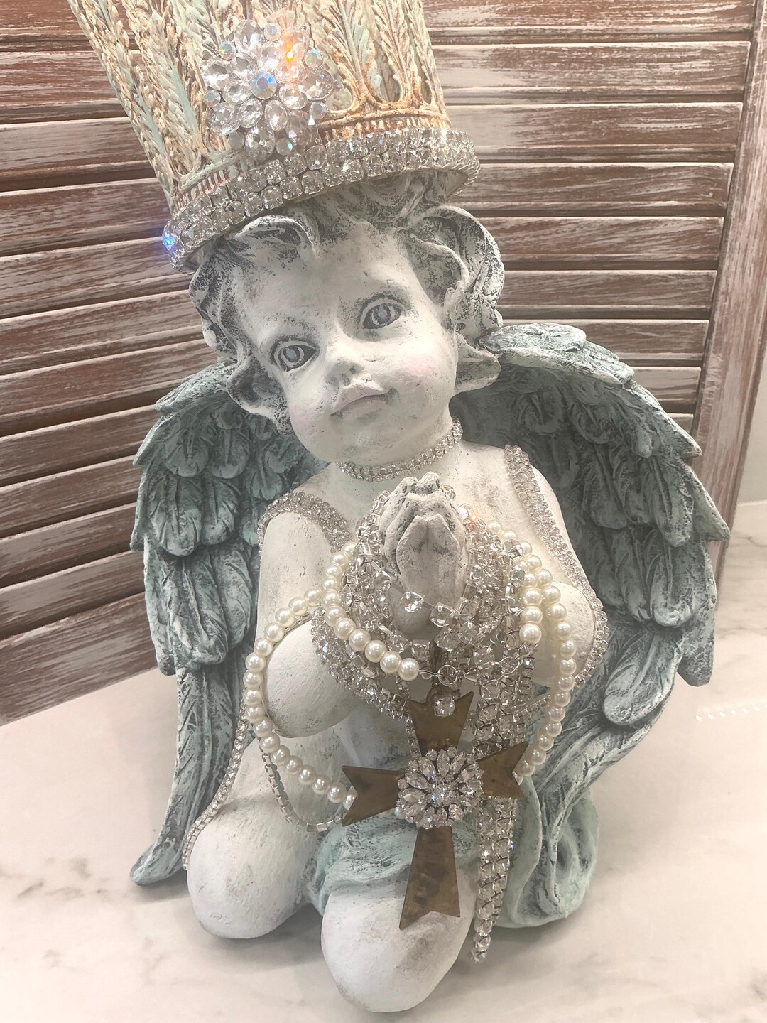 Crowned Cherub Statue Cherub Statue With Wings Feather Crown ...