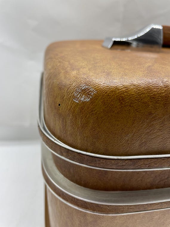 Vintage Brown Airway Hard Shell Train Case with Mirro… - Gem