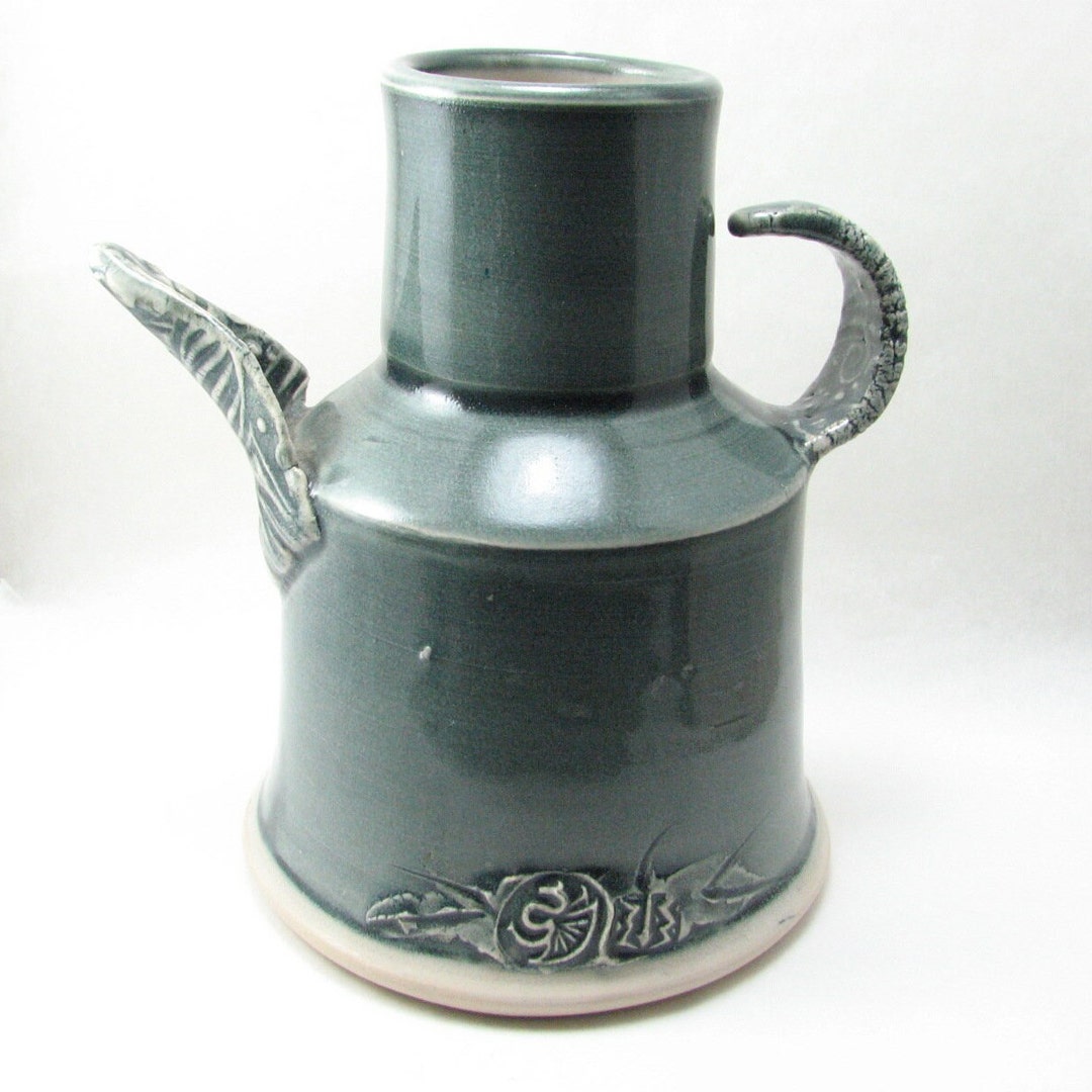 John and Judy Gibson courtyard Pottery Water Jug Sculpture Vase ...
