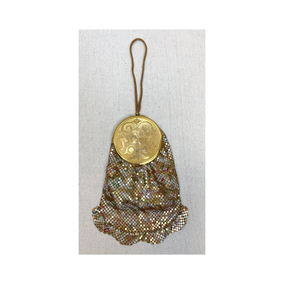 1920s Evans Colorful Gold Metal Mesh Bag With Built in Powder and Rouge ...