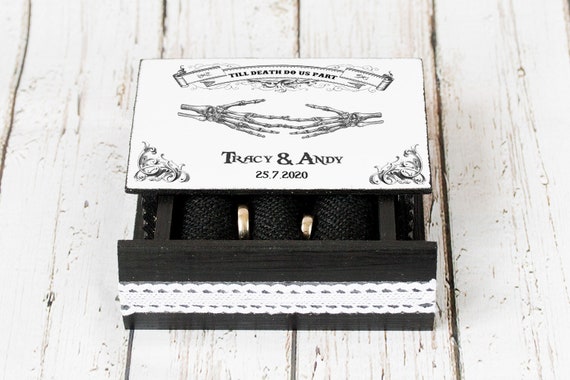 Gothic proposal box Engagement Skulls ring box Halloween wedding ring ...